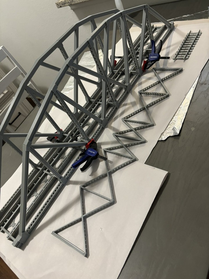 O Scale 145’ Single Track Bridge “Accomodates 2” Wide Track Including ...