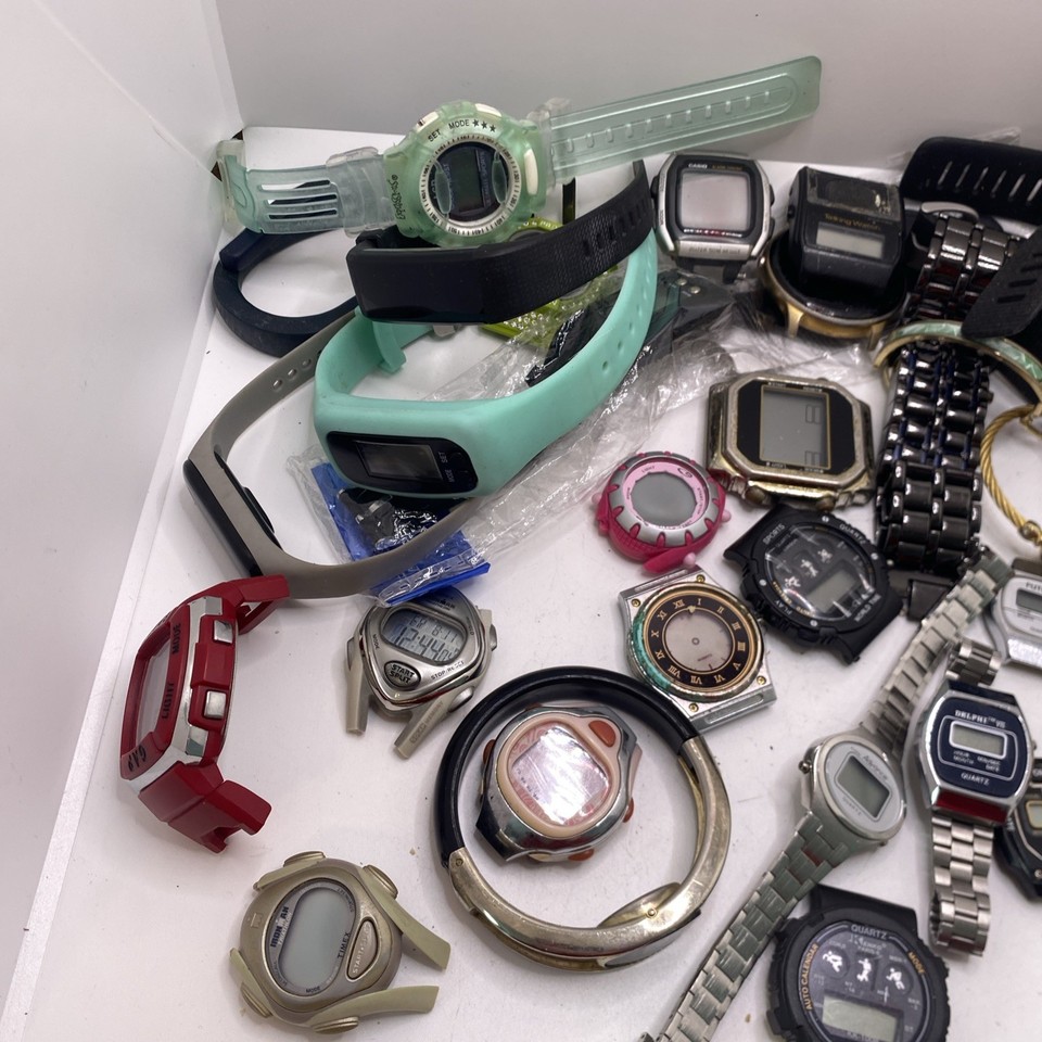 Bulk Lot Vintage Digital Watches Pieces For Parts Or Repair Timex Casio ...