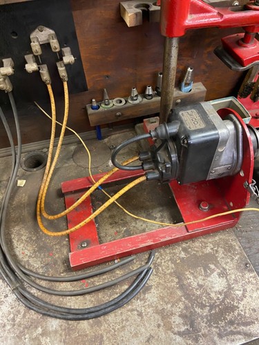Wico C magneto Model 477B. 2 cylinder CCW rotation 35 degree lag angle ...