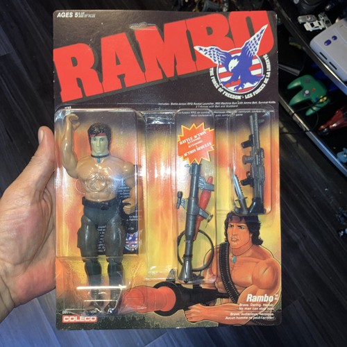K25i9929 RAMBO MOC MINT ON SEALED CARD FIGURE VINTAGE 1985 COLECO ...