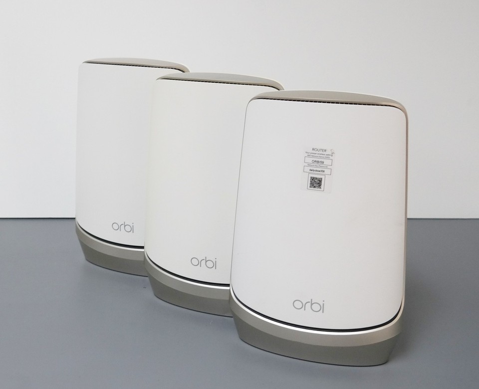 NETGEAR Orbi RBKE963 Quad-Band AXE11000 Wi-Fi 6E Mesh System - White ...