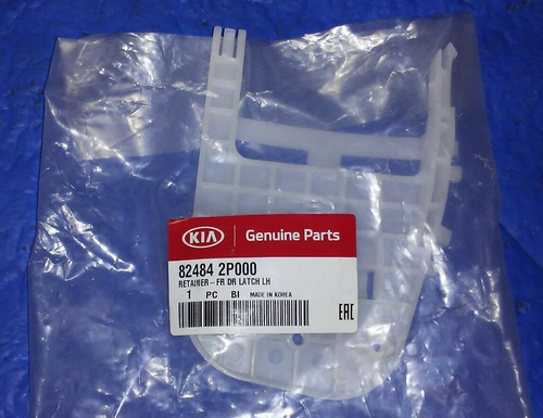 2011-2015 Kia Sorento Front Door Latch Retainer Left Hand OEM 82484 ...