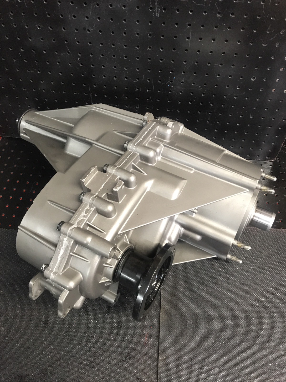 08-10 AM GENERAL HUMMER H3 44-94 ELECTRIC TRANSFER CASE, 27 IN & 32OUT ...