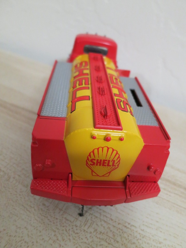 FIRST GEAR 1952 GMC SHELL OIL 1:34 SCALE FUEL TANKER-28-0105 | eBay