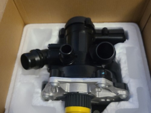 Thermostat w/ Electronic Water Pump 06L121111 For VW Golf AUDI SKODA 1 ...