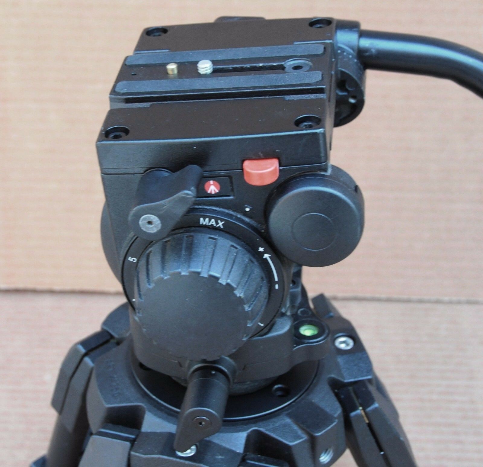 Manfrotto 519 Pro Video Head with QR Plate, Pan Bar & Both CB Springs ...