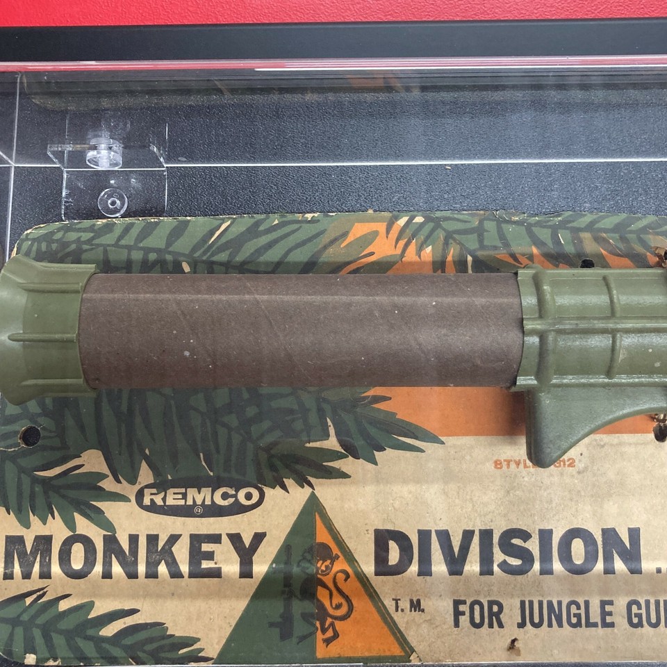 1964 Remco Monkey Division SHORT RANGE BAZOOKA in og BOX! & Custom ...