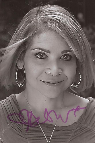 DOCTORS & THE SPA * DEBBIE CHAZEN SIGNED 6x4 B/W PORTRAIT PROMO PHOTO ...