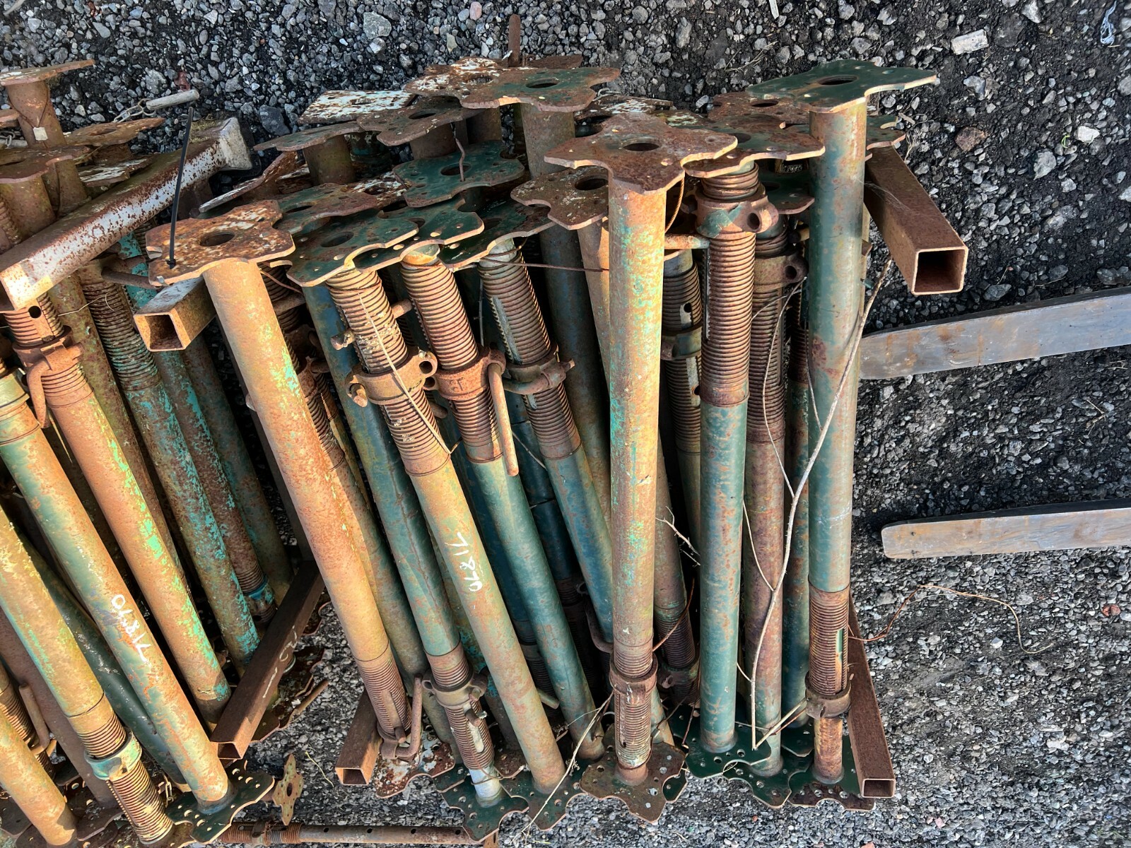 10x ACROW PROPS STRUCTURAL SUPPORTS Building Choice 100+ Acro (Lot1 ...