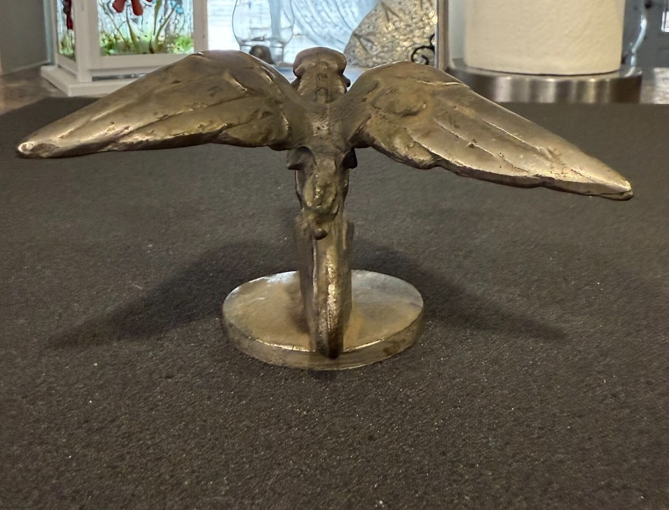 1925 -26 (?) 1928-29 looks like it Gardner Griffin Radiator Mascot Hood ...