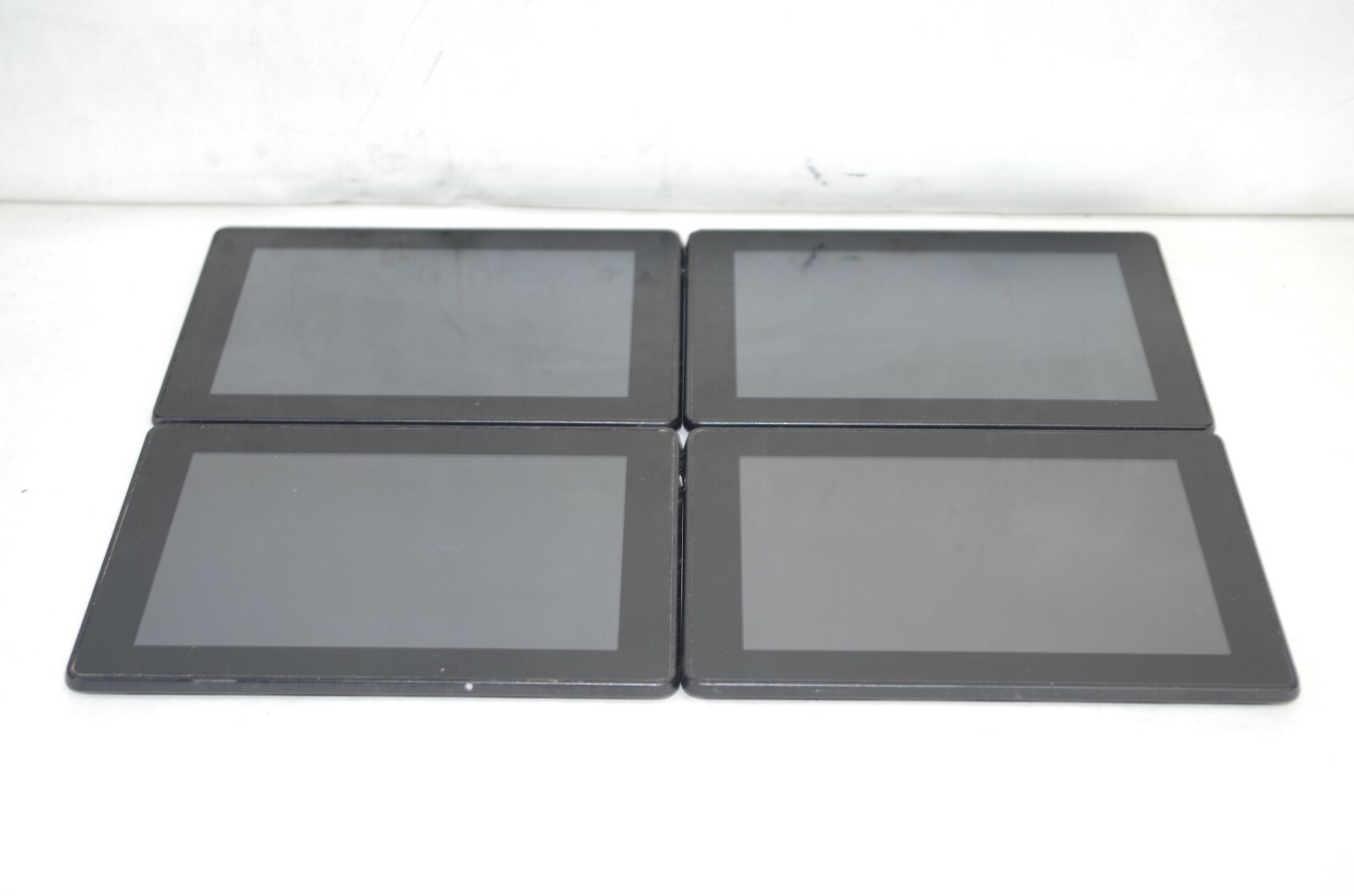 Lot of 4 Amazon Kindle Fire HD 7 (3rd Generation) Tablets 8GB, Wi-Fi ...