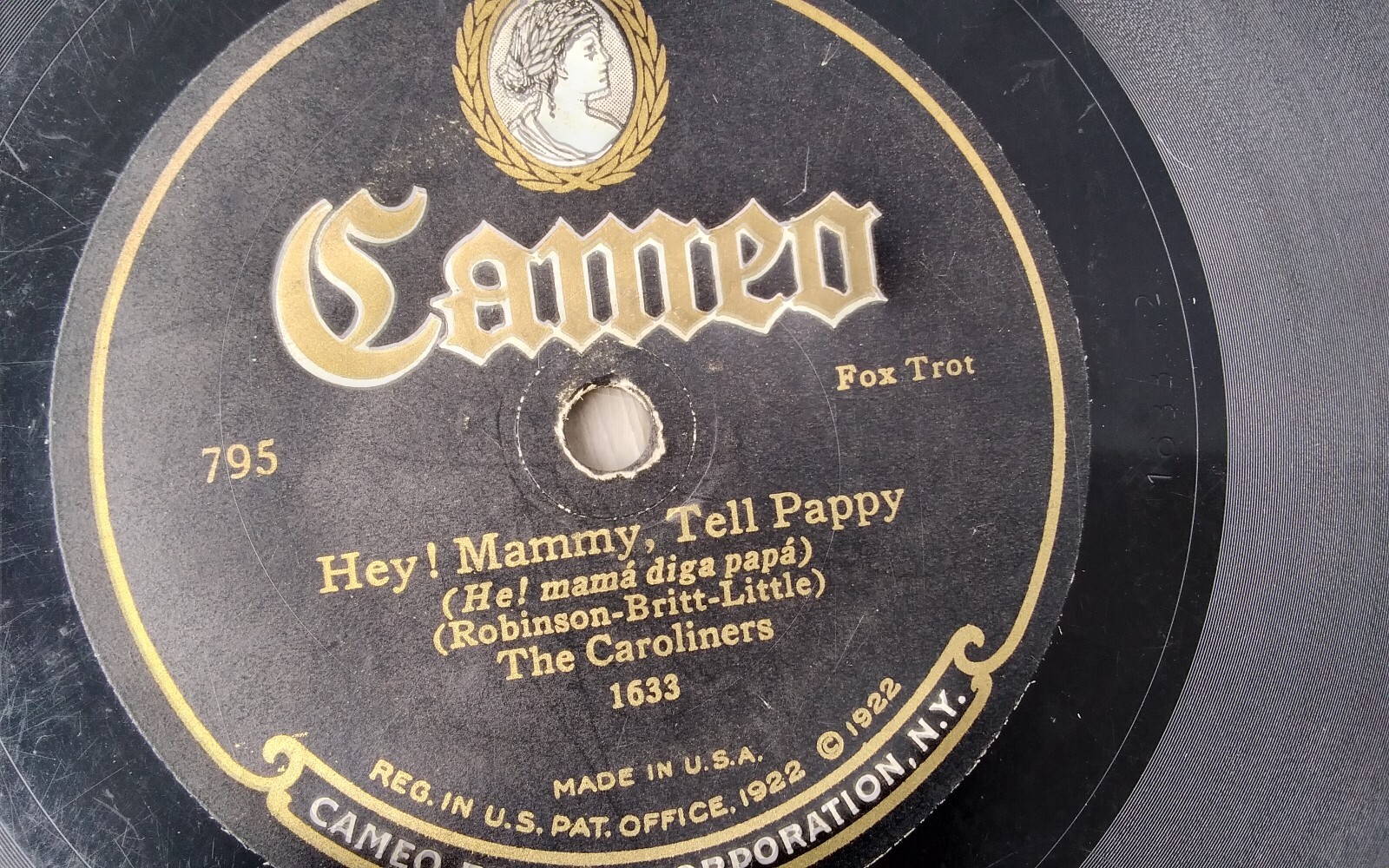The Caroliners 78rpm Single 10-inch Cameo Records #795 Hey! Mammy, Tell ...