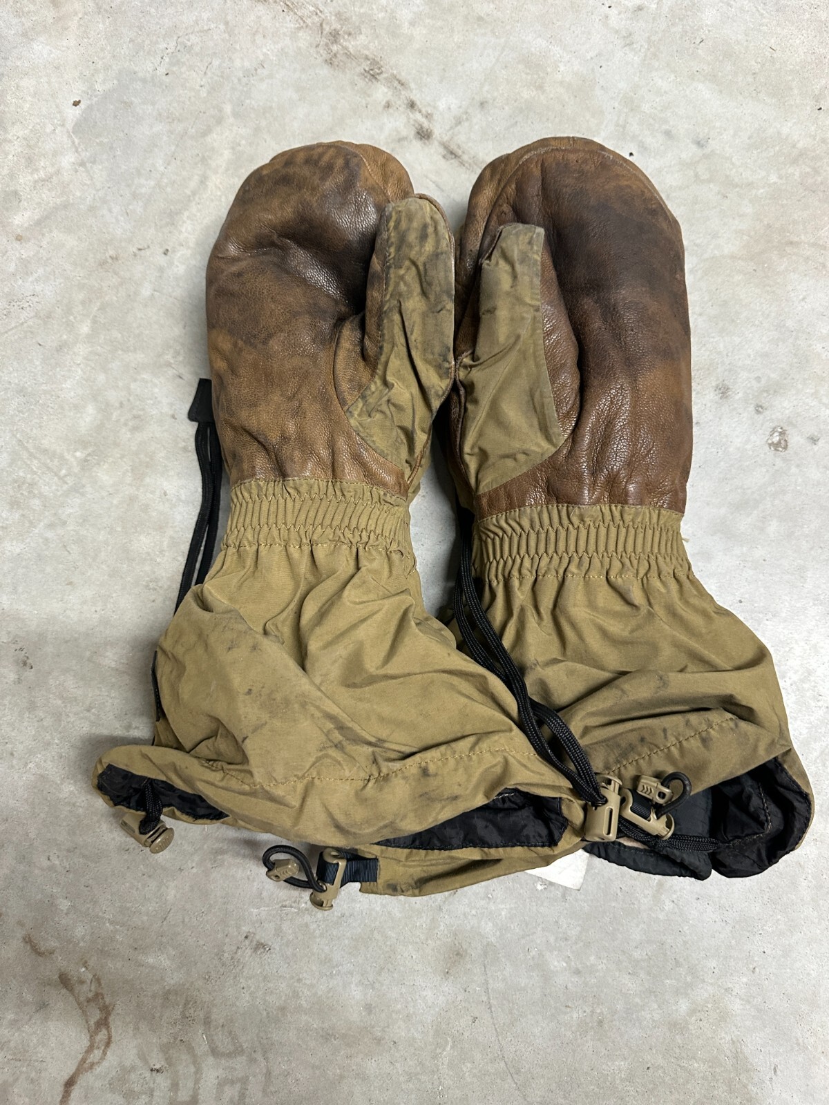 Large (Damaged)- Outdoor Research Mittens Extreme Cold Weather Gloves ...