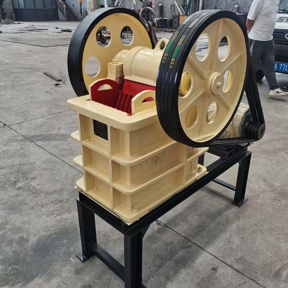 150*250 jaw crusher small mini home use stone crusher gold rock ...