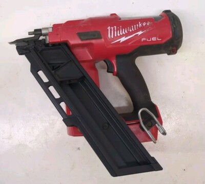 Milwaukee 2745-20 M18 FUEL 3-1/2" 18V 30° Cordless Framing Nailer ...