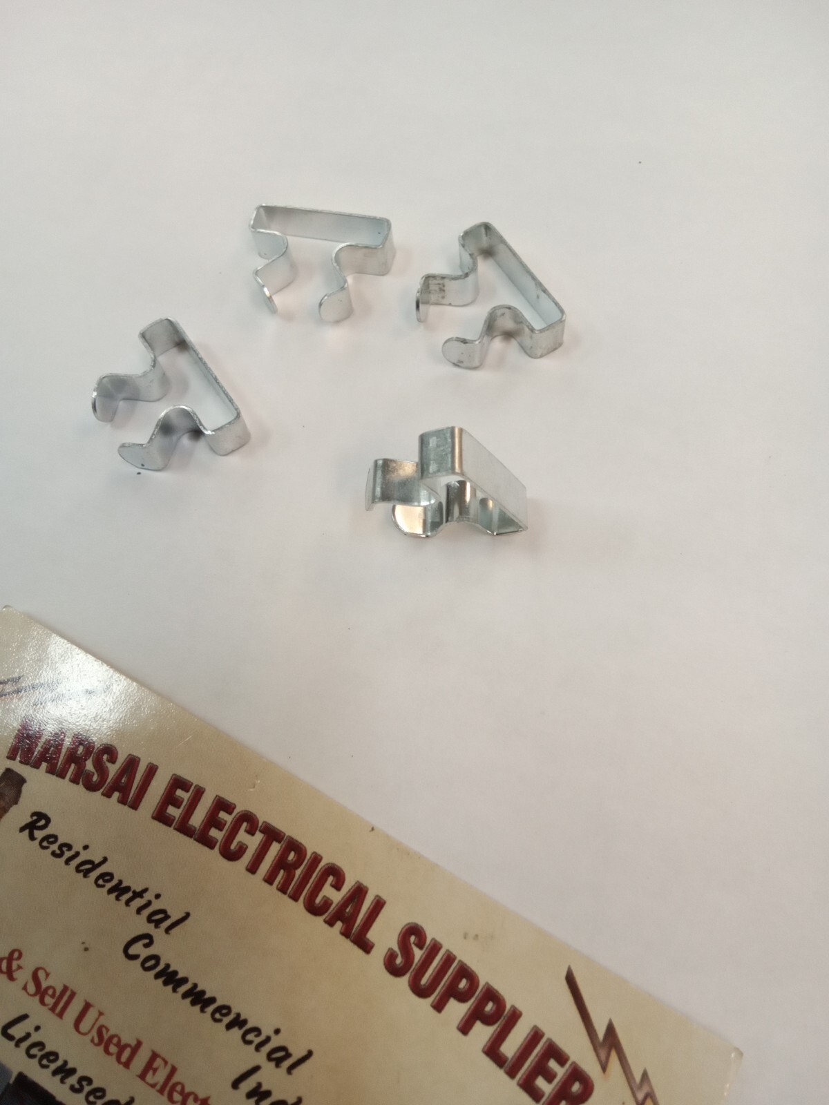 LOT OF 4) LIGHTING FIXTURE COVER CLIPS SNAP IN (12C3 | eBay