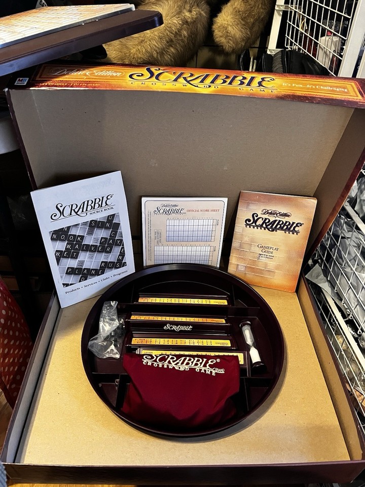 SCRABBLE Deluxe Edition w/ Rotating Turntable Board - 1999 Parker ...