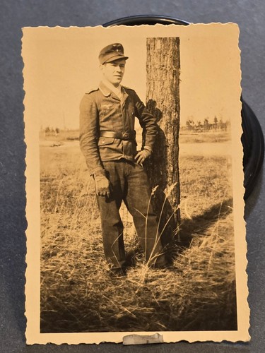 LUFTWAFFE SOLDIER POSES WWII WW2 German Wartime Military photo | eBay
