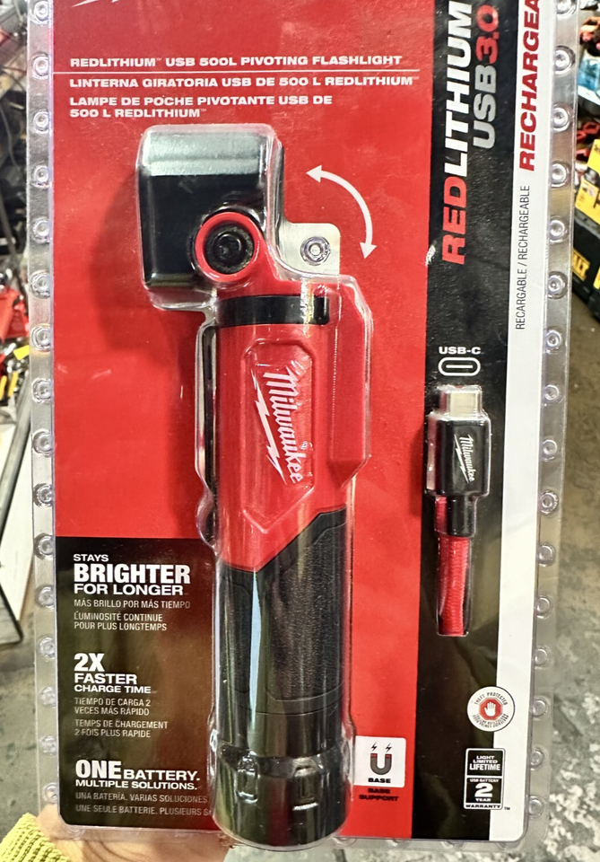 Milwaukee 2113-21 500 Lumens LED Pivoting REDLITHIUM USB-C Flashlight ...