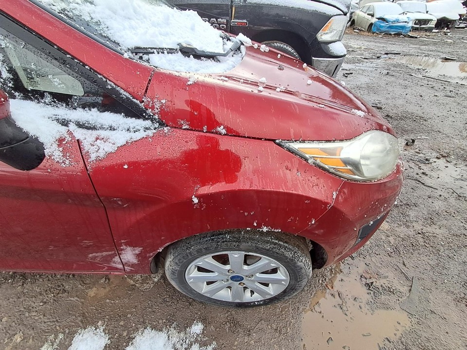 Used Air Cleaner Assembly fits: 2013 Ford Fiesta AT Grade A | eBay