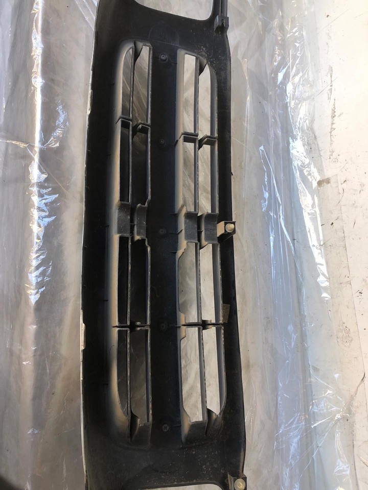 1999-2004 CHEVROLET GEO TRACKER Front Bumper Upper Cover Grill with ...