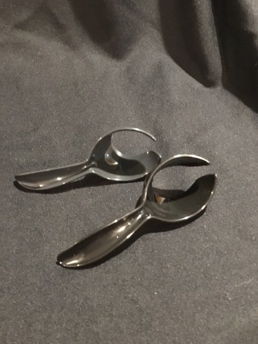 New Tupperware Vintage Gadgets Egg Scoop Lifter Spoon black Set 2 | eBay