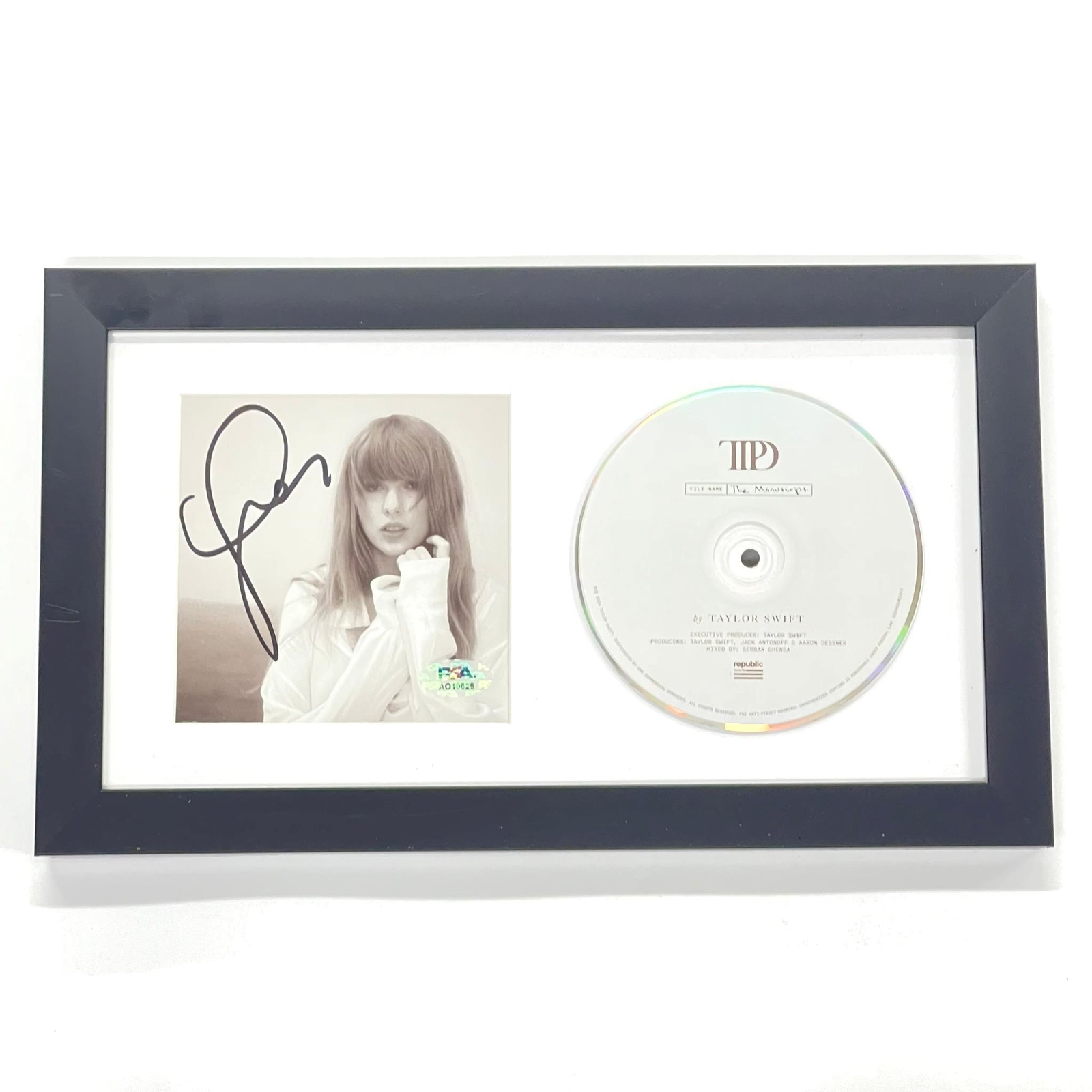 Taylor Swift Signed CD Cover Framed PSA/DNA The Tortured Poets ...