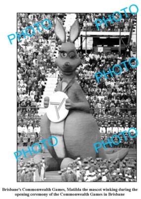 OLD 8x6 PHOTO BRISBANE COMMONWEALTH GAMES QLD MATILDA KANGAROO MASCOT ...