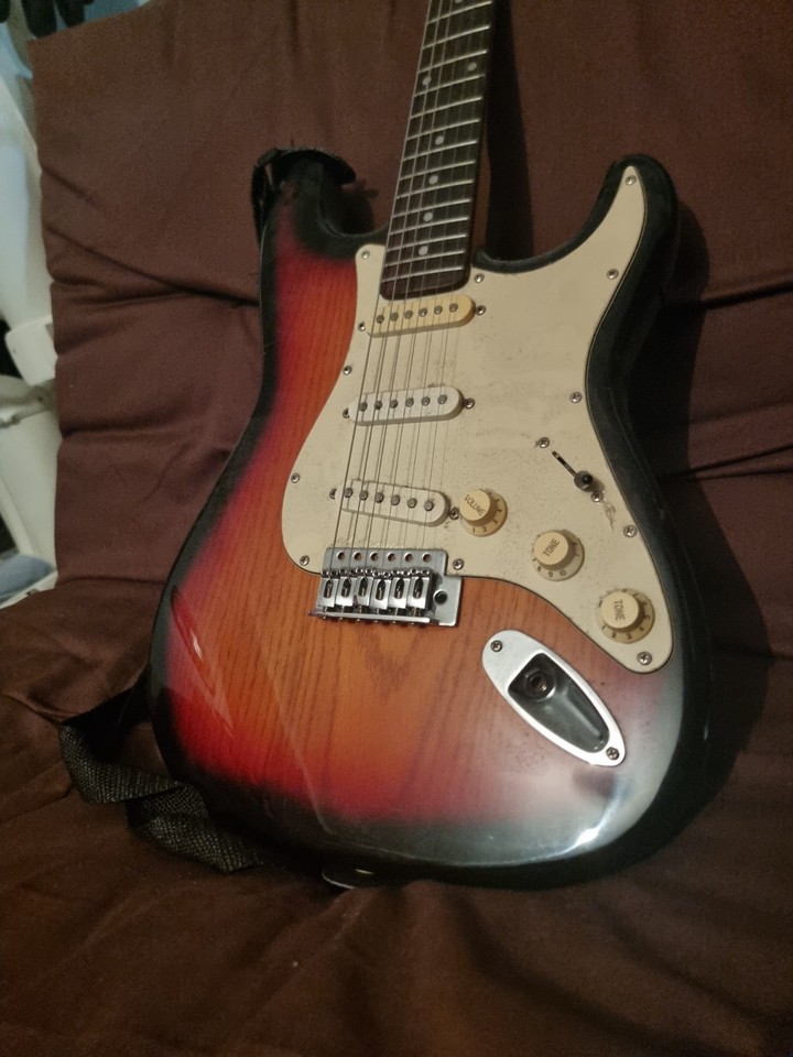 Nevada style guitar (untested) | eBay UK