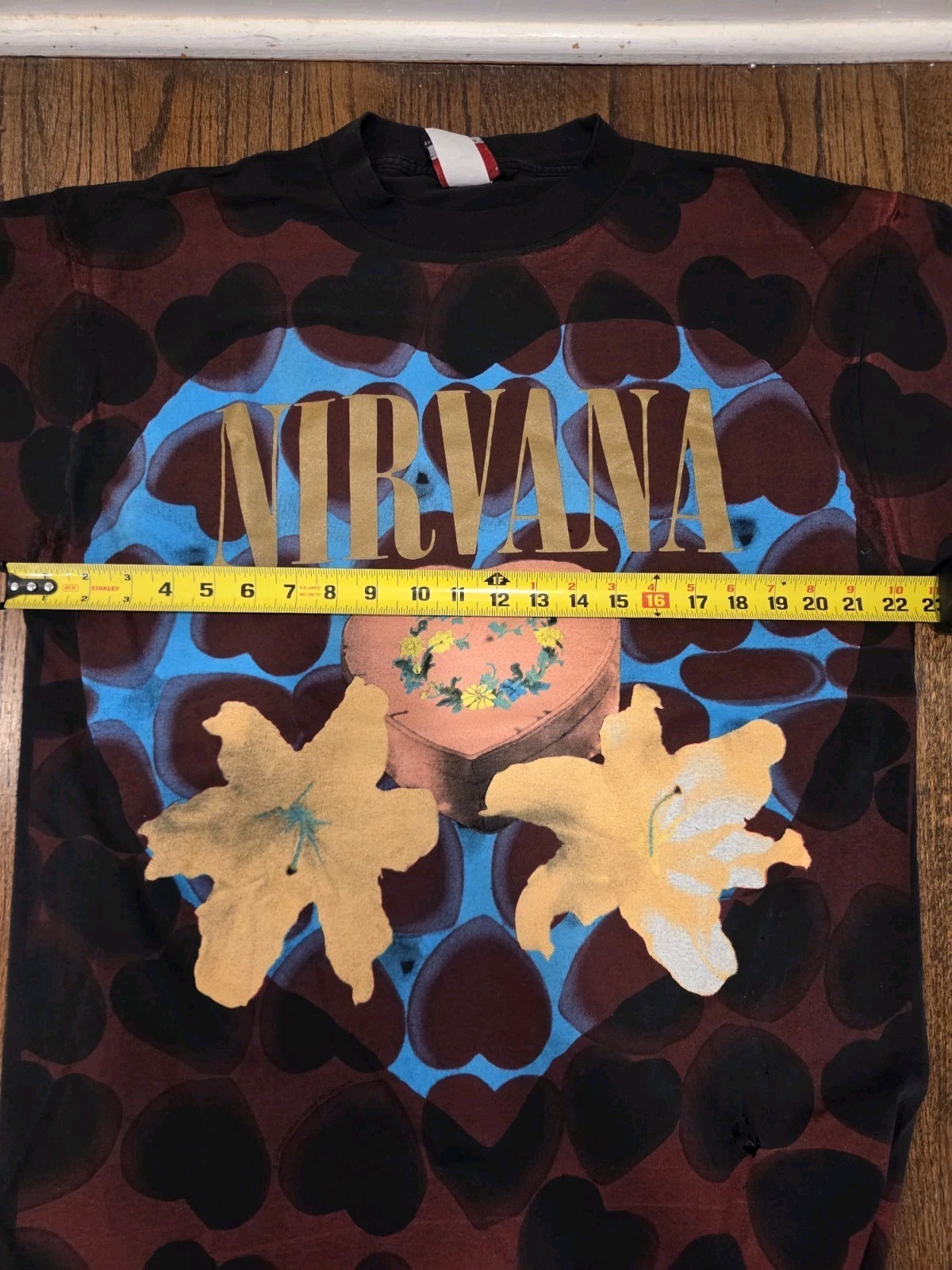 Original Vintage 1993 Nirvana Heart Shaped Box T-shir… - Gem