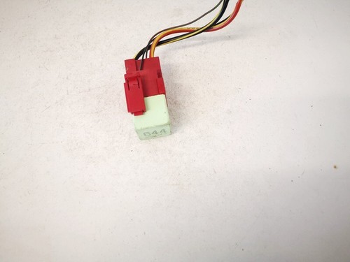 4h0951253 v23136-j0006-x079 Relay module for Skoda Fabia 2016 FR1578149 ...