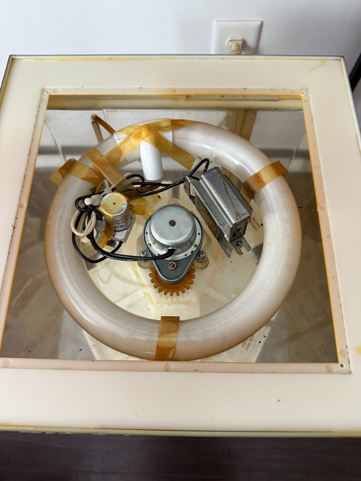 Vintage 80's Zippo Lighter Rotating Display Case W/ Light & 36 Trays ...