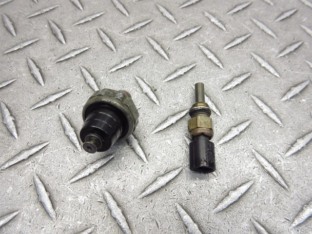 VICTORY MOTORCYCLES Cross Country 106 Oil Pressure Sensor Switch ...