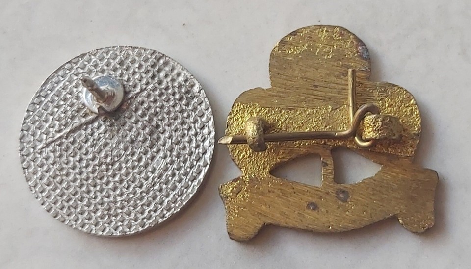 PAKISTAN BOY SCOUTS & GIRLS GUIDES PIN/BADGE **GUIDING DOES GOOD** L@@K ...