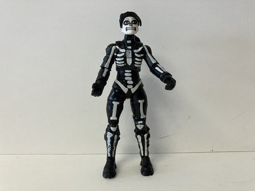 Fortnite Action Figures Skull Ranger 4 Inch Jazwares Black White ...