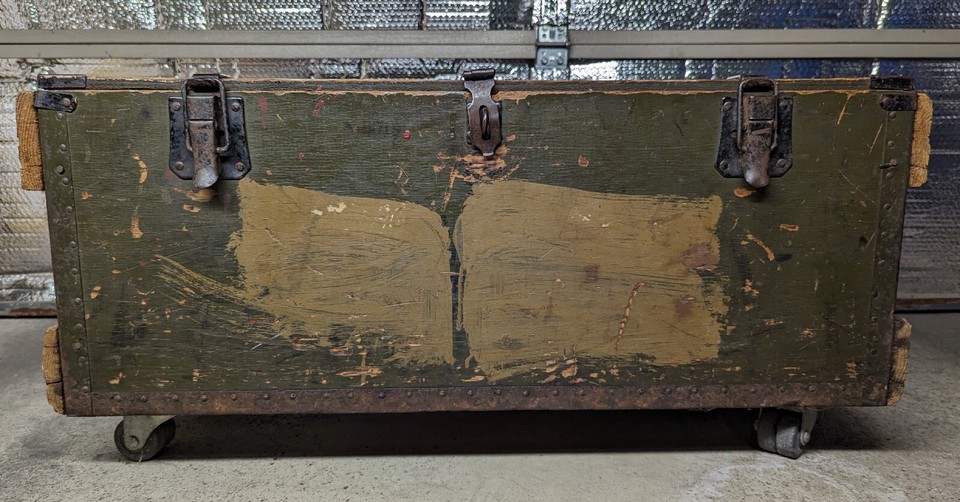 VTG WW2 Military Foot Locker Coffee Table Chest 1943 Trunk w/ Rollers ...