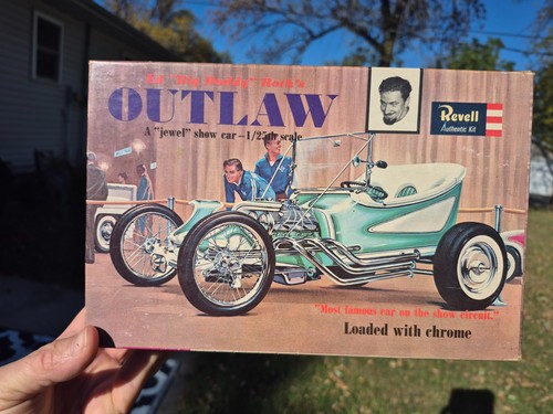 Original Revell Ed "Big Daddy" Roth's Outlaw Model Kit / 1962 H-1282: ...