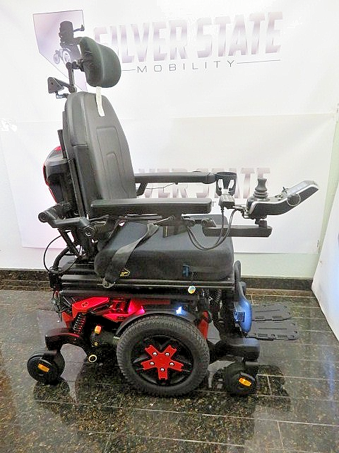 QUANTUM Stretto EDGE 3 TILT, RECLINE, 12" iLevel LEGS, Lights ONLY 1 ...