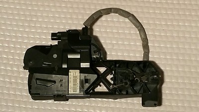 07-2013 MERCEDES S550 4MATIC left rear DOOR MOUNTING PLATE BRUCKET ...