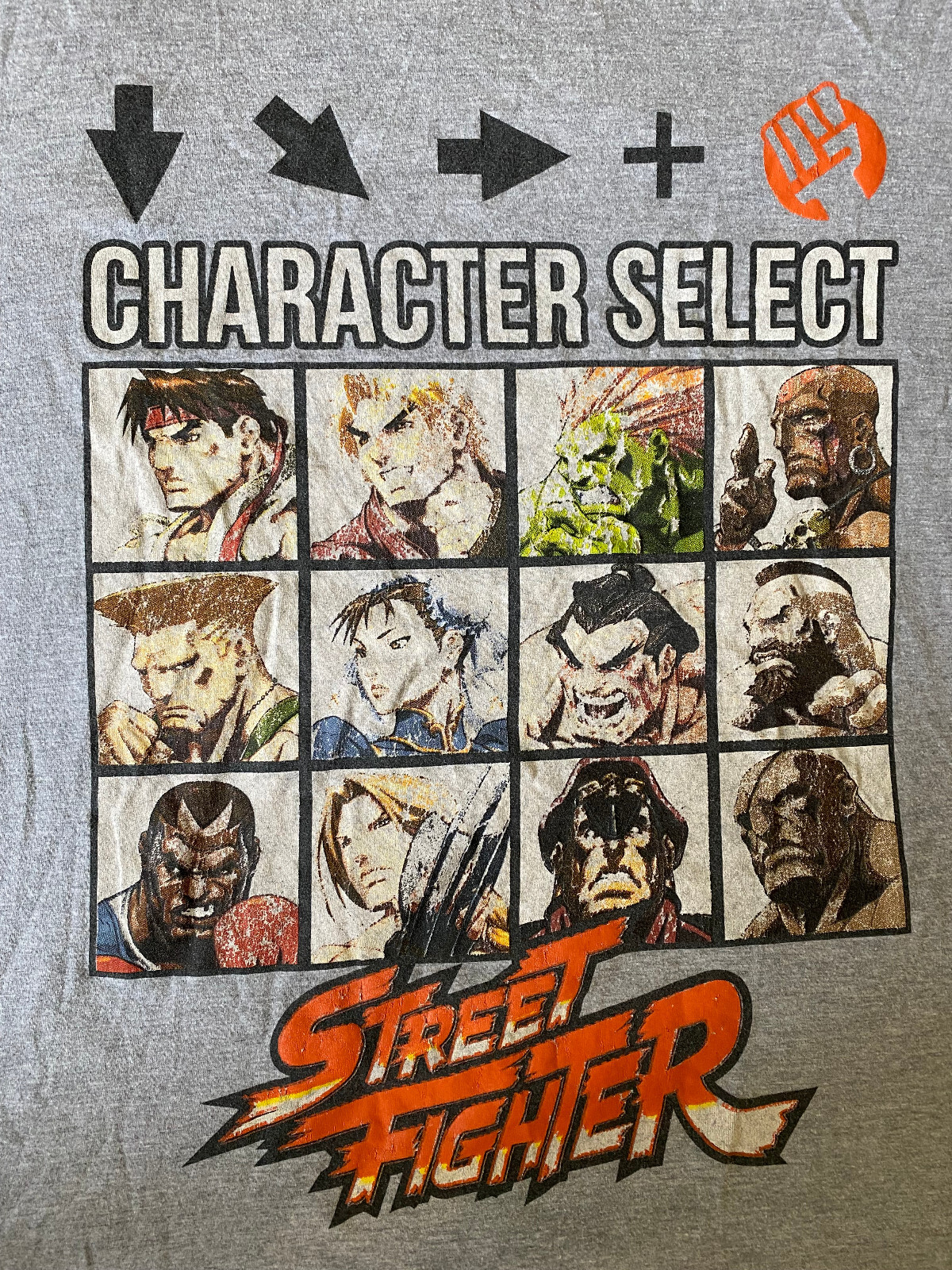 Street Fighter Official T-Shirt Capcom Fighting Large… - Gem