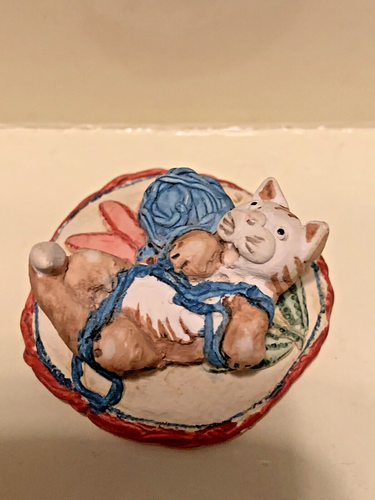 Peter Fagan Colour Box Home Sweet Home Cat Comfy Cat HS526 Cat On ...