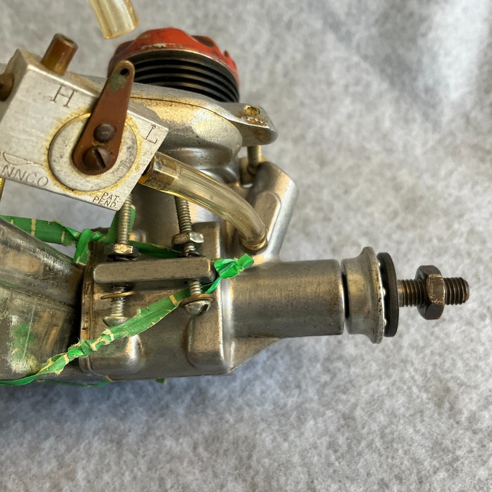 Vtg 1961 McCoy 29 Red Head Stunt Model Airplane Engine & Peace Pipe 29 ...