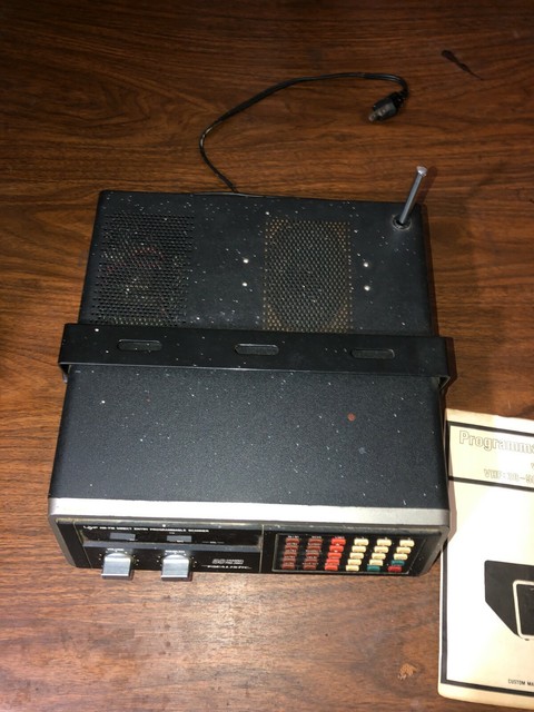 Radio Shack Realistic Pro-2002 50 Channel Programable Police Scanner ...