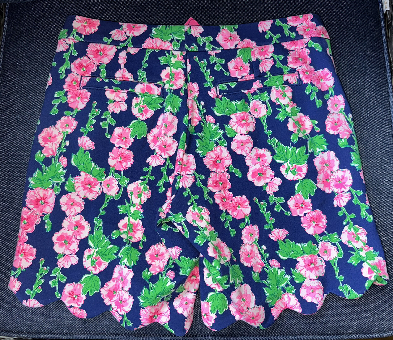 New! LILLY PULITZER Darci Knit Shorts Oyster Bay Navy w/Pink Flowers ...
