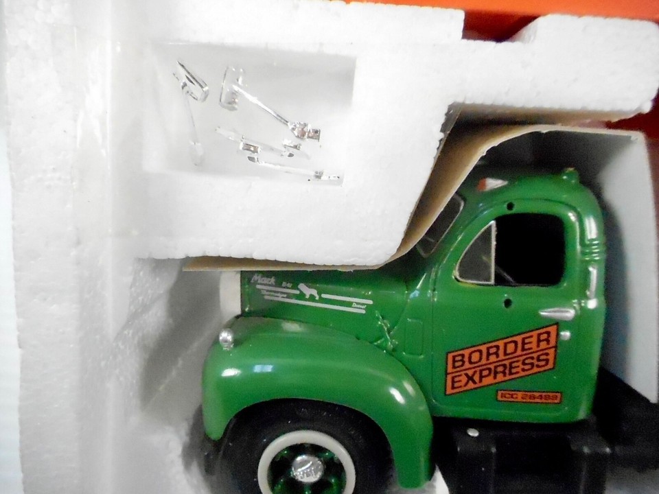 First Gear 1960 Mack Model B-61 Border Express Tractor Trailer 1/34 ...
