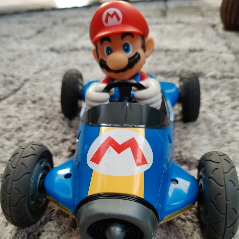 Nintendo Carrera RC Mario Kart Mach 8 Mario remotecontrol car untested ...