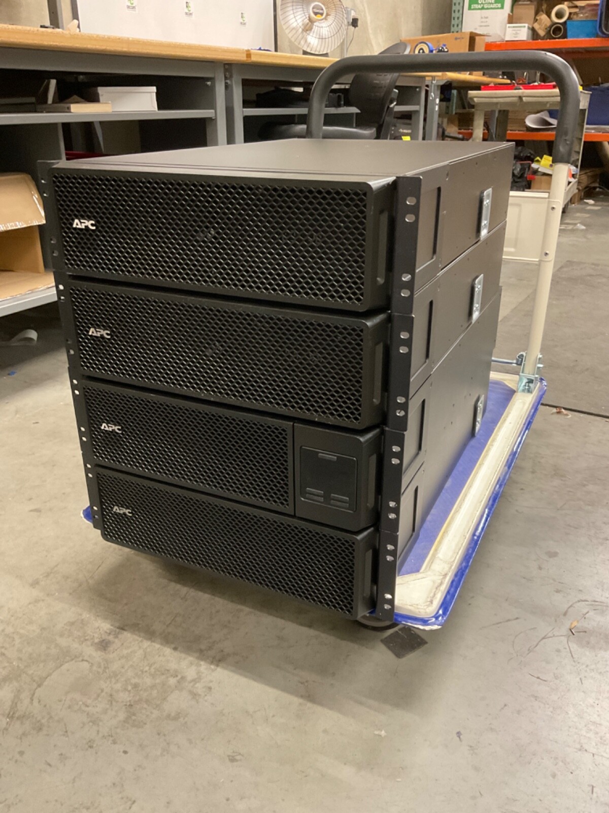 APC Smart-UPS SRT 8KVA UPS SRT8KXLT with x2 SRT192RMBP2 No Batteries ...