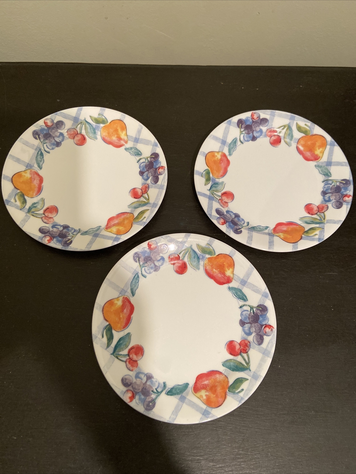 SET OF 3 - CORNING CORELLE - FRUIT BASKET - 7 1/4" BREAD / DESSERT ...