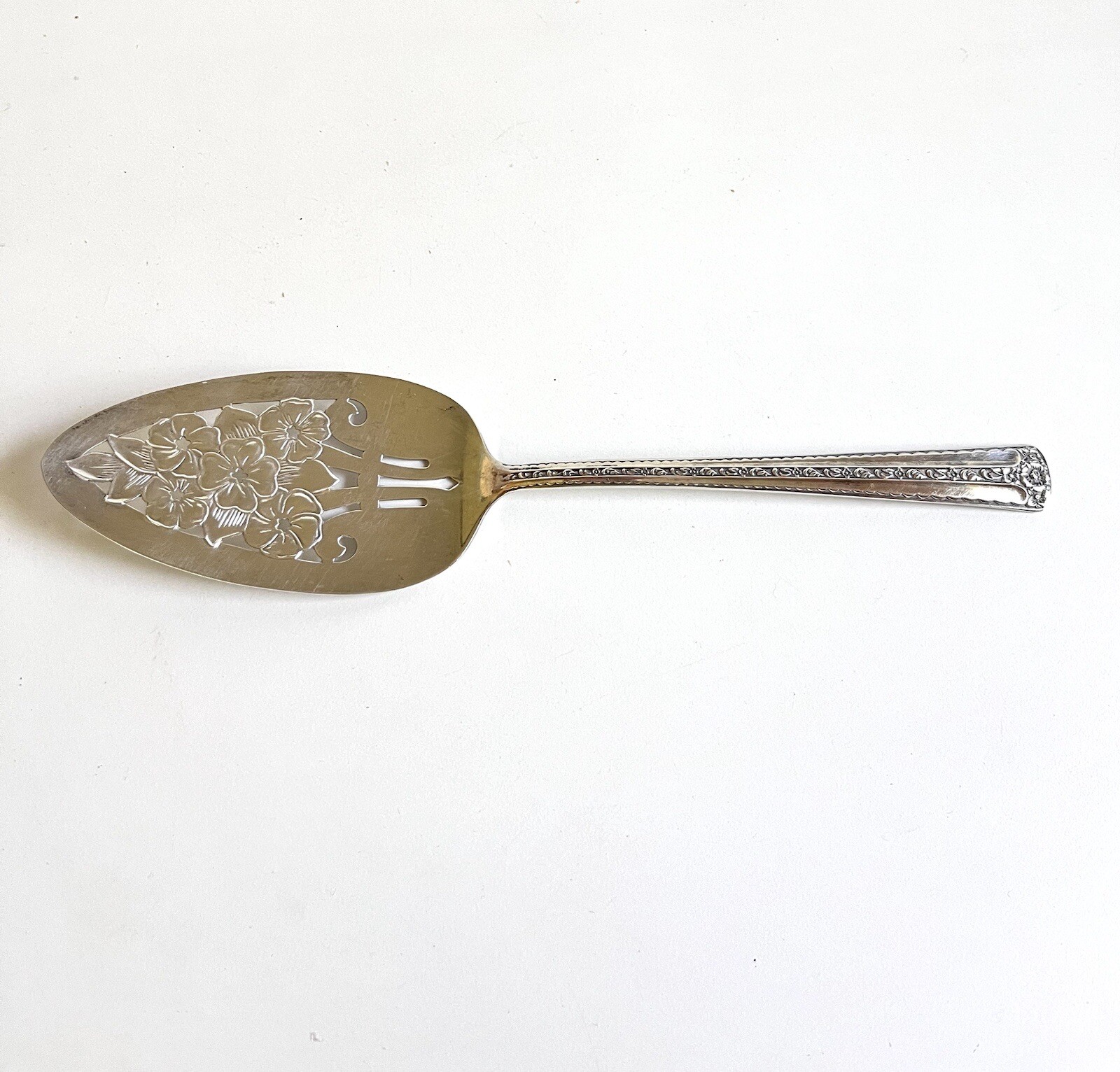 Wm Rogers IS Spring Bouquet Silverplate Cake Pie Server 1954 8.5” | eBay