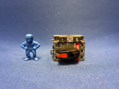 ABB 1SCA104902R1001 OT40F3 Disconnect Switch with OA2G11 Auxiliary ...